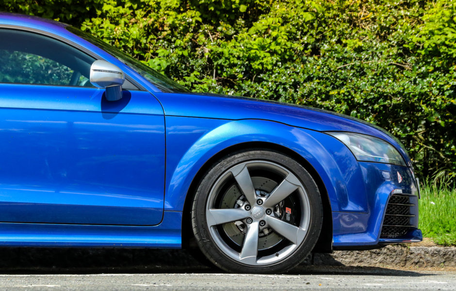 Audi TTRS Sepang Blue + Recaro Wingbacks – M R Sportscars Porsche